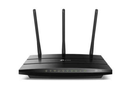 Router vs Switch Explained: Key Differences in Networking • DataFeature